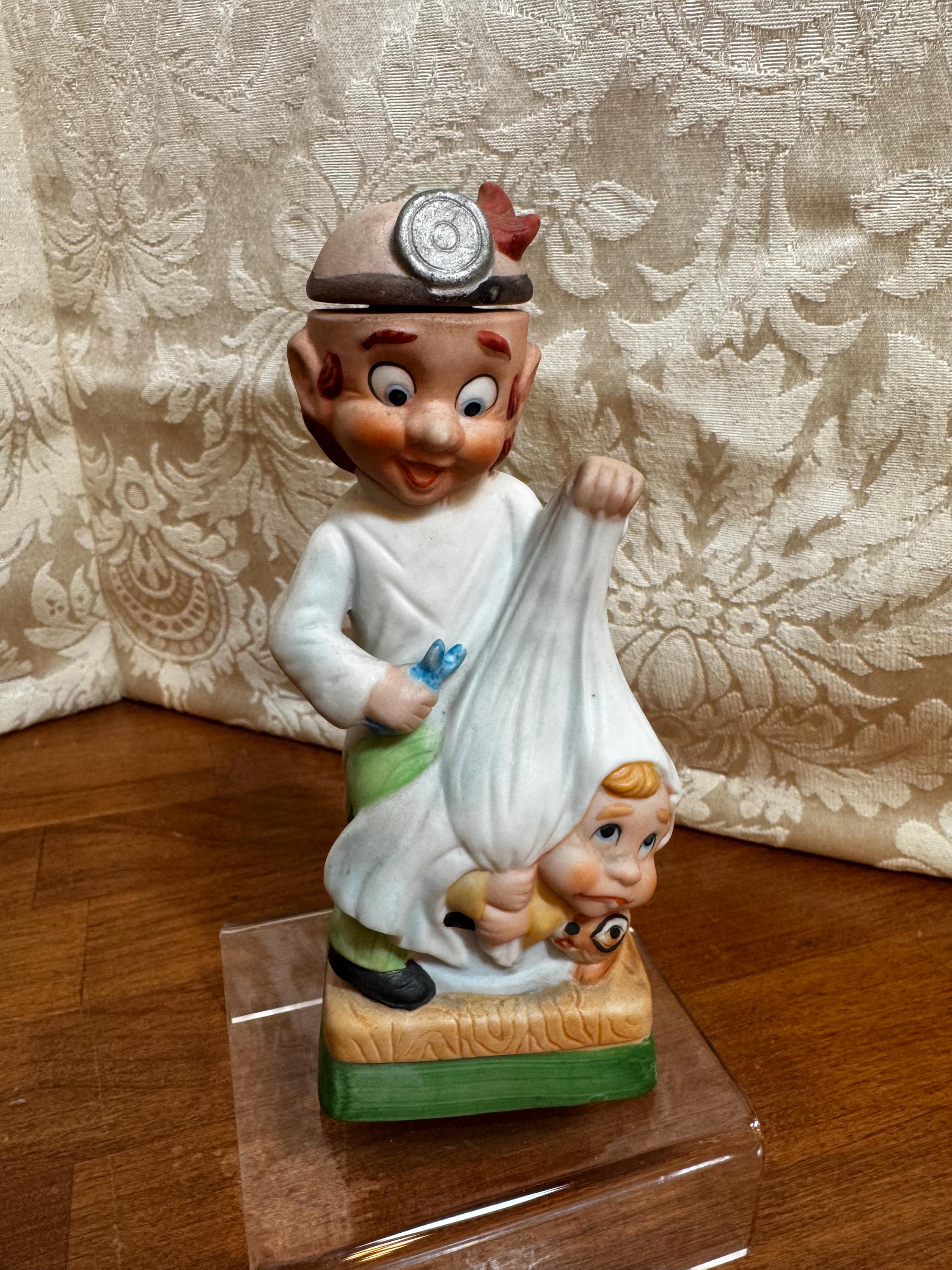 1980’s Hoffman Distillery "mr. Lucky" Series Decanters, Mr. Tourist, Mr ...