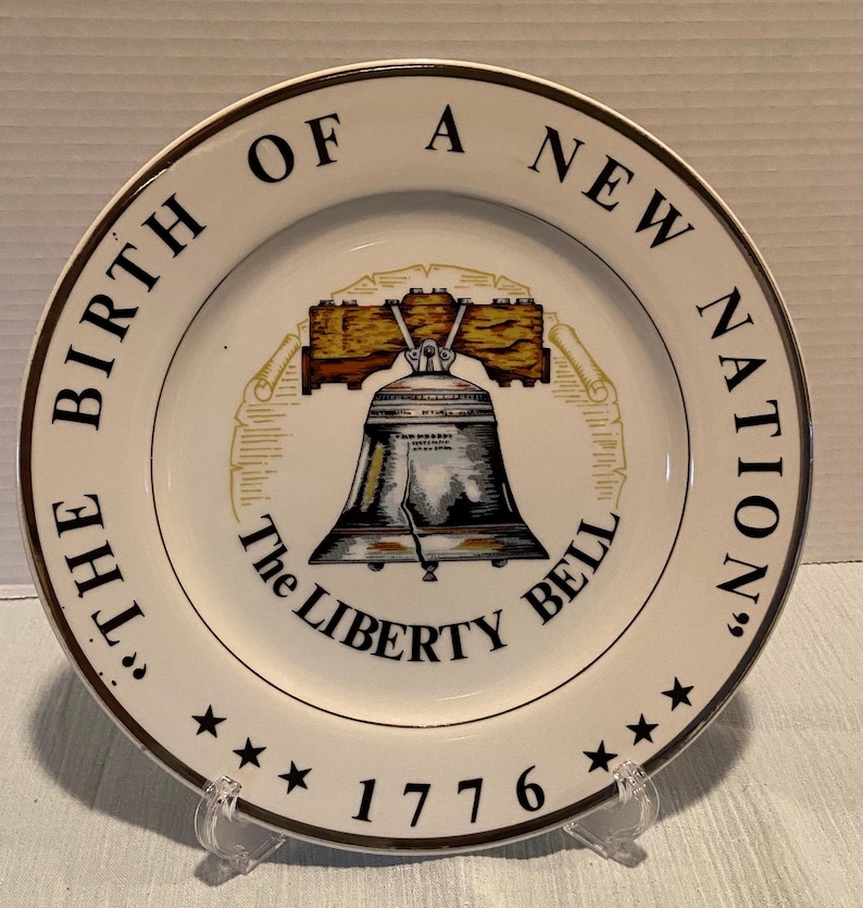 VTG 1976 Liberty Bell “birth of a New Nation” 10” Collector’s Plate ...