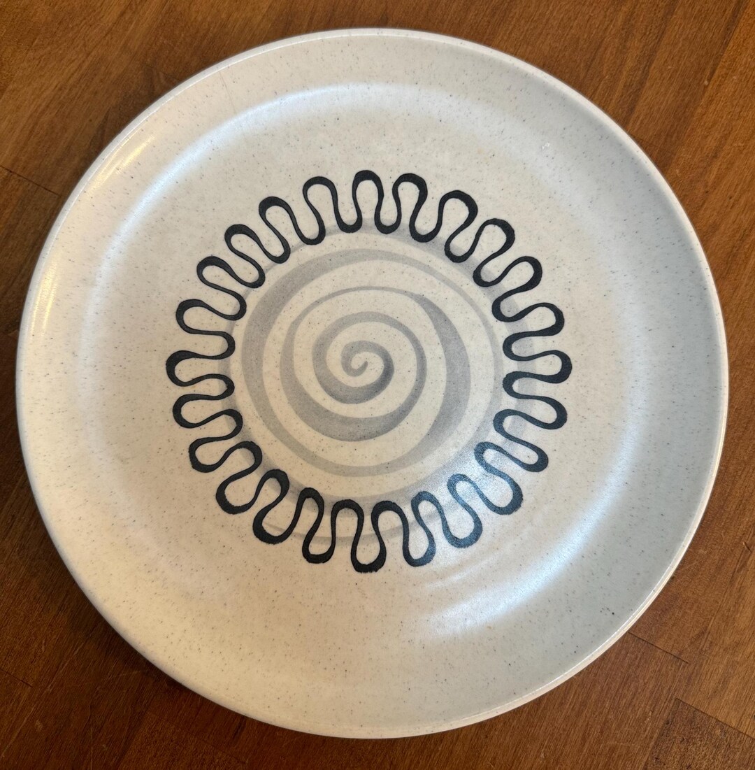 VTG Poppytrail by Metlox Aztec Pattern 10” Dinner Plate, Made in ...