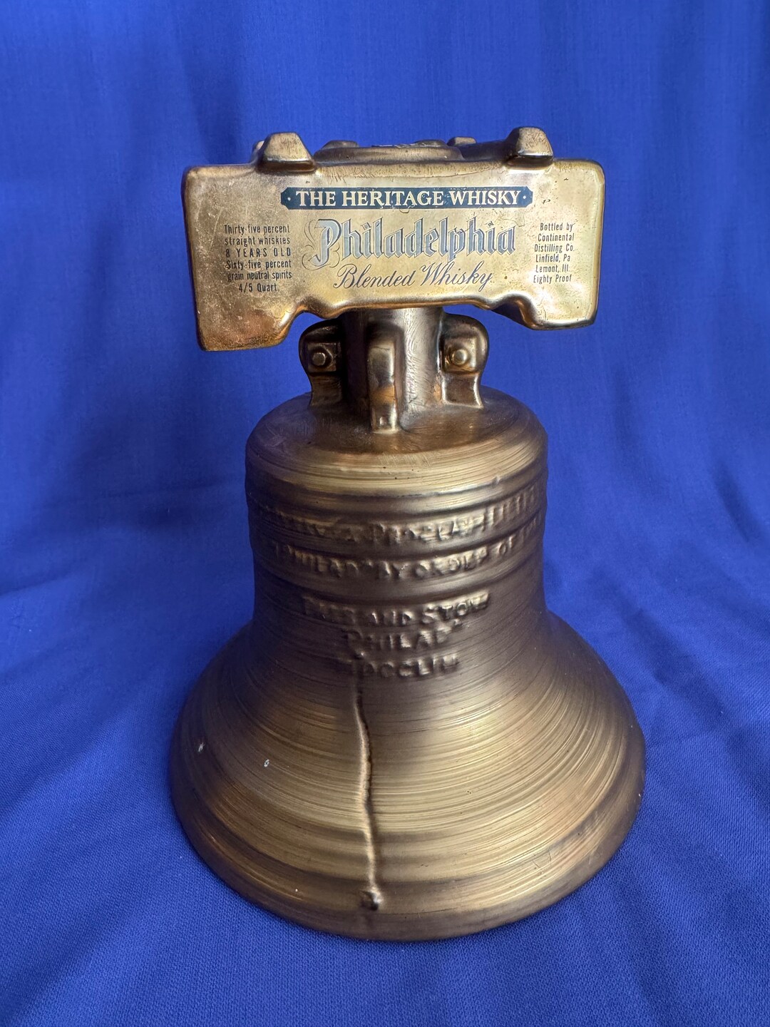 1976 Philadelphia Bicentennial Liberty Bell Gold Heritage Whiskey ...