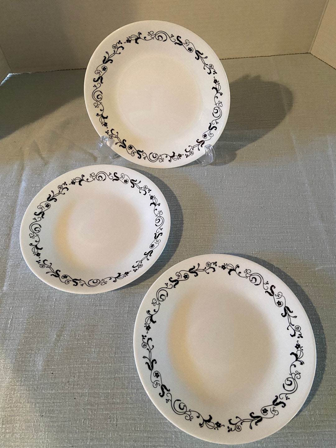 Corelle Garden Getaway Pattern 6.75” Salad/ Bread Plates - Etsy