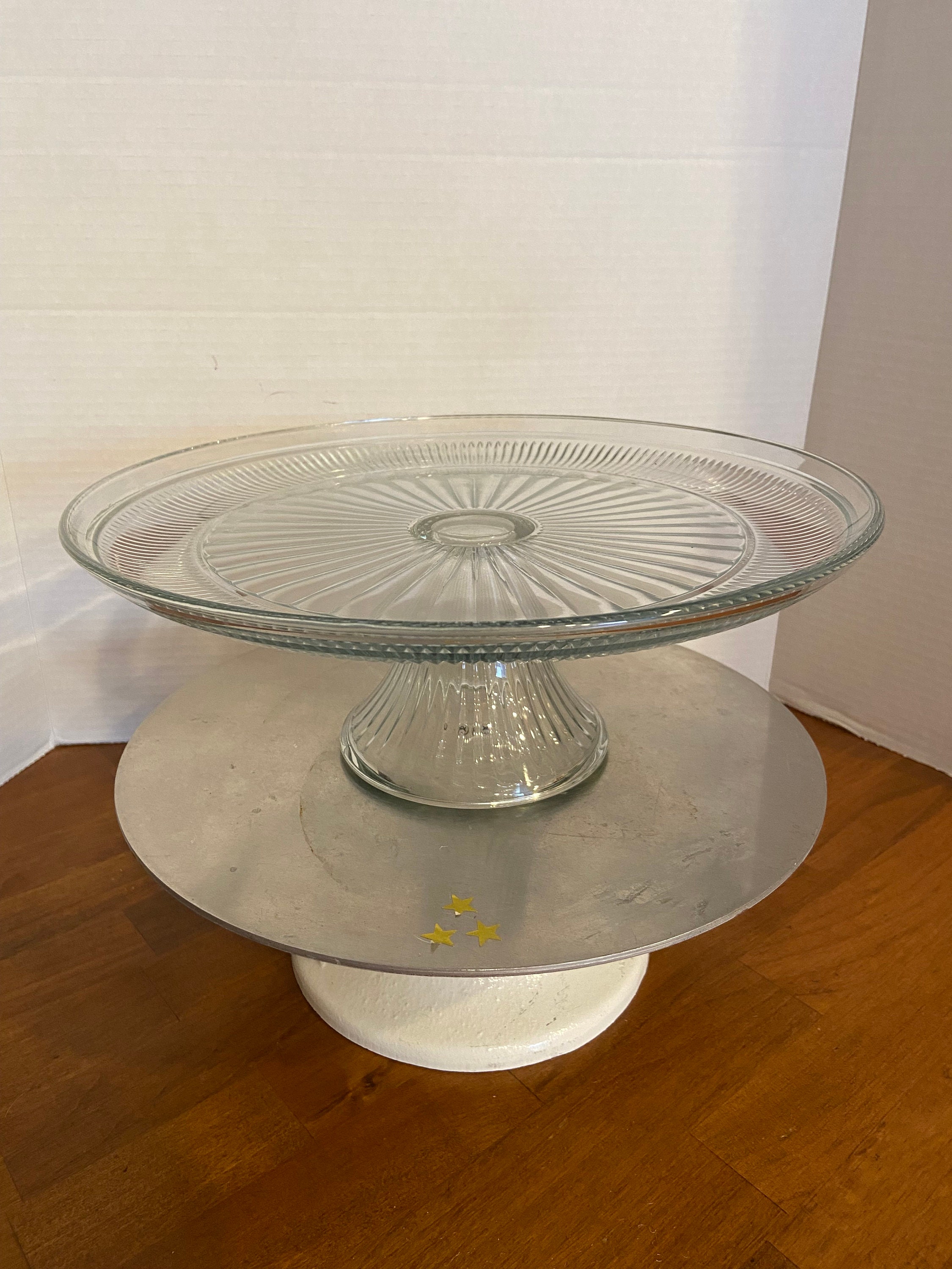 VTG 12” Anchor Hocking Clear, Round, Glass Cake/ Goodies Stand With ...