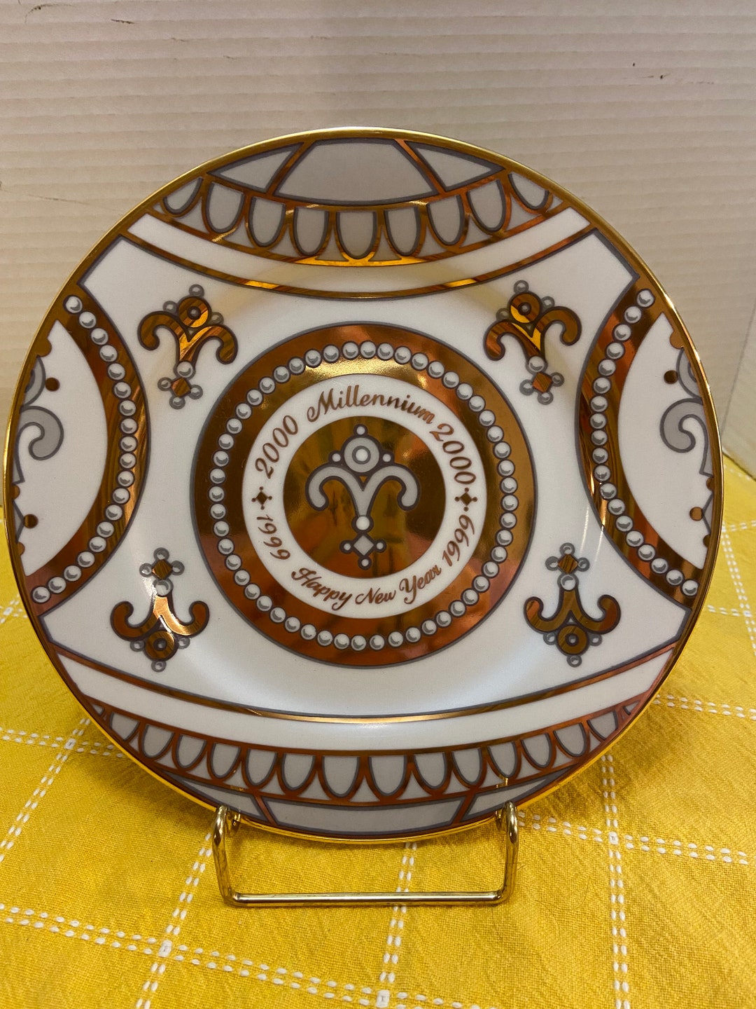 1999 Milliennium Commemorative Plate by Royal Gallery Gold Buffet, Made ...