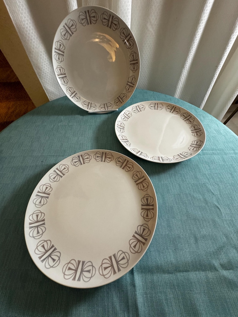 VTG Franciscan “merry Go Round” Whitestone, Gray and Mauve on a off ...