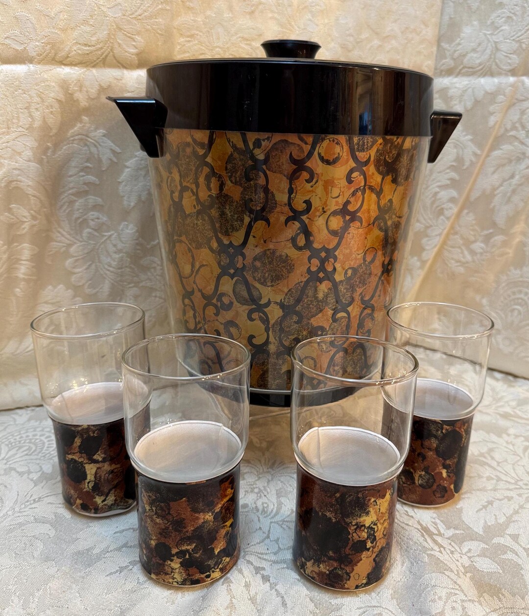 MCM Thermo Serve Insulated Ice Bucket by Westbend, 10”x8”,with 4 ...