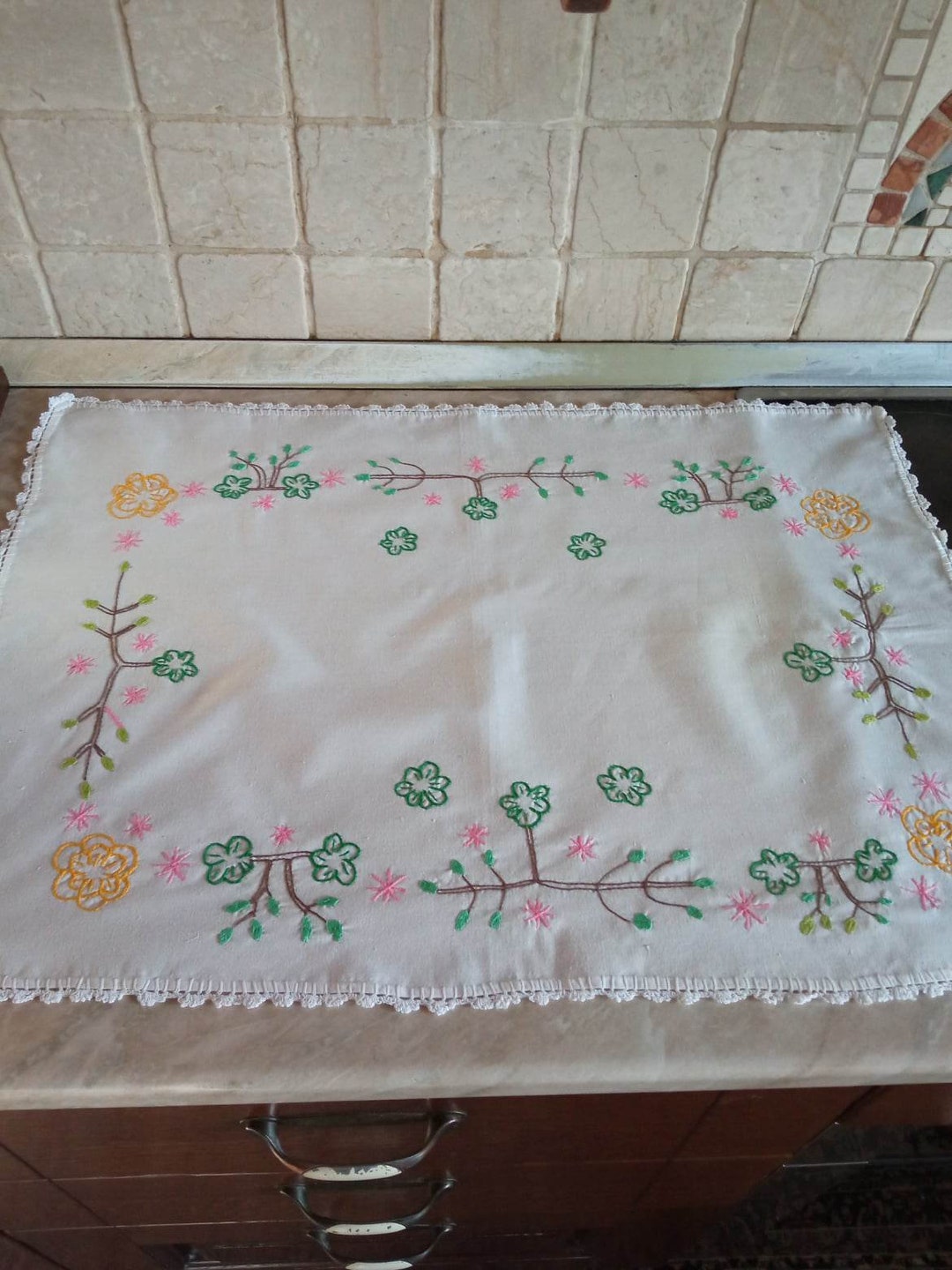 Unique Vintage Embroidered Floral Tablecloth 1980s - Etsy