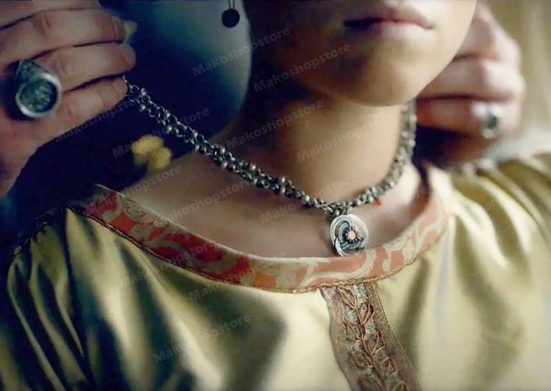 Princess Rhaenyra Targaryen Necklace as Given by Daemon House - Etsy