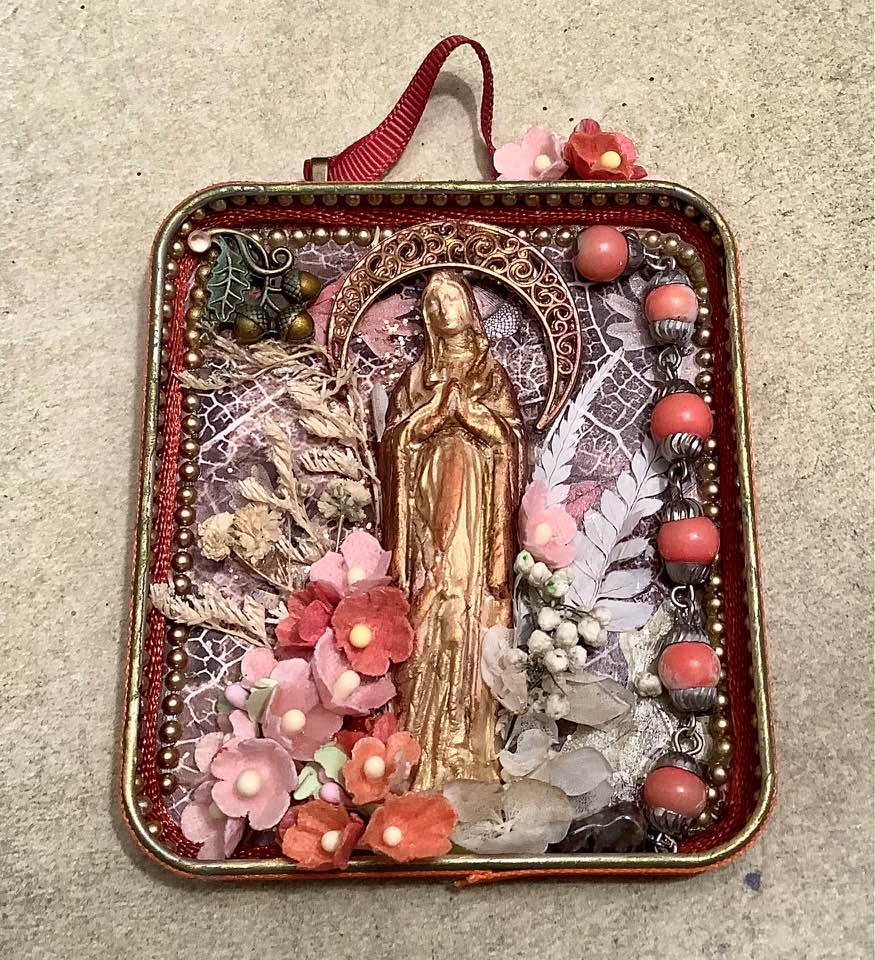 Hanging Shrine, Diorama, for the Virgin Mary, Divine Mother, Catholic ...