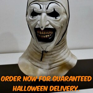 Latex Clown Mask Arty the Terrifying Clown including Hat and Glasses ...