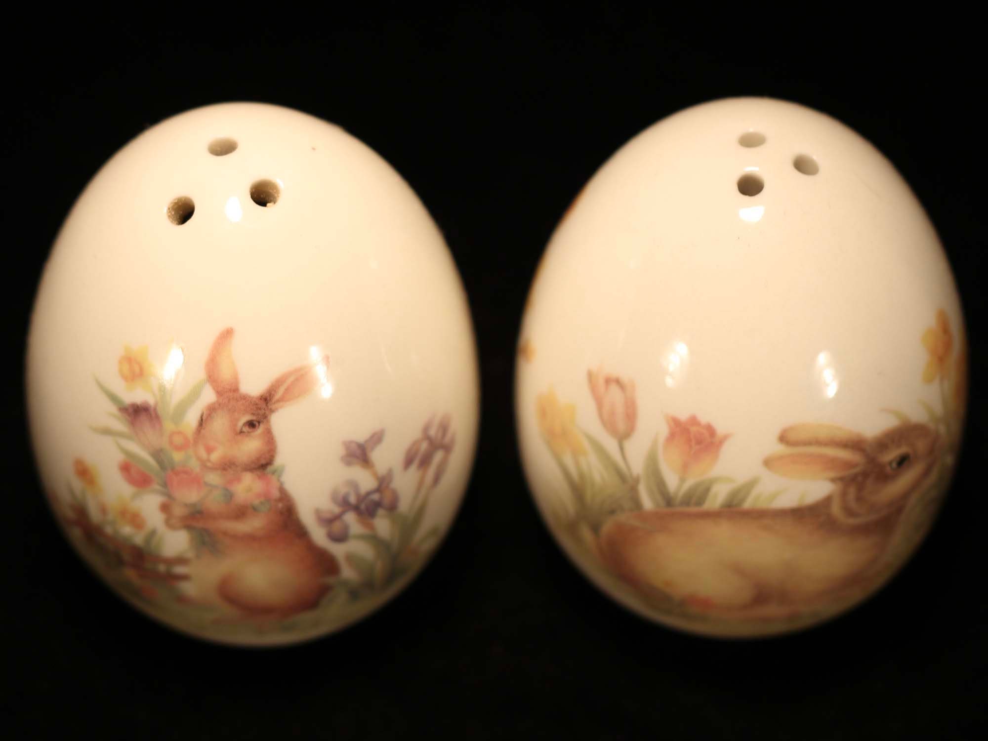 Vintage Rabbit Ceramic Egg Shaped Salt and Pepper Shakers - Etsy