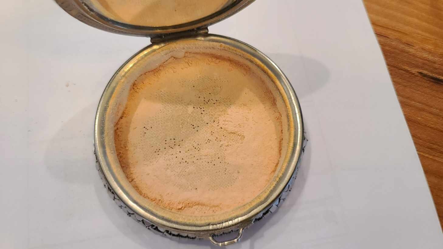 Beautiful Black Enameled Evans Powder Compact With Mesh Bottom - Etsy