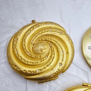Trio of New Old Stock Estee Lauder Compacts, Vintage Horoscope Compacts ...