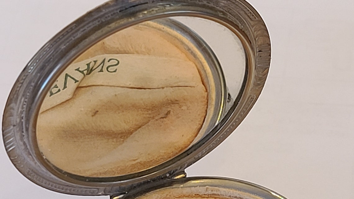 Beautiful Black Enameled Evans Powder Compact With Mesh Bottom - Etsy