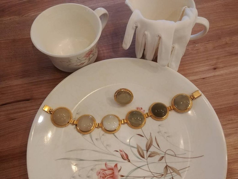 Vintage Shades of Jade Jewelry Set | Etsy