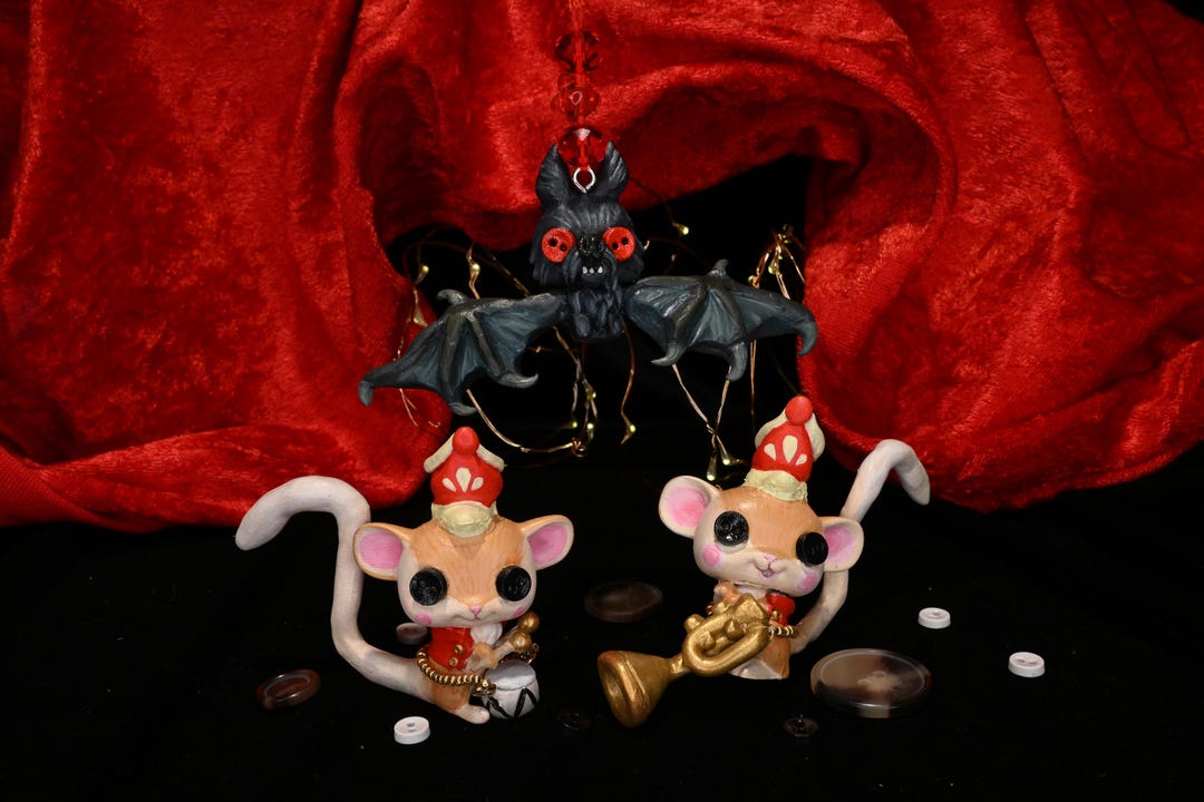 Littlest Pet Shop OOAK Coraline Jumping Mice and Dog Customs - Etsy