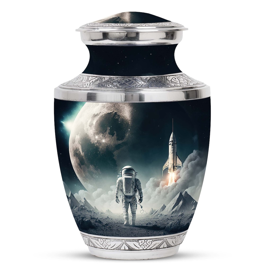 Astronaut Themed Cremation Urn for Ashes Small Urns for Human Ashes ...