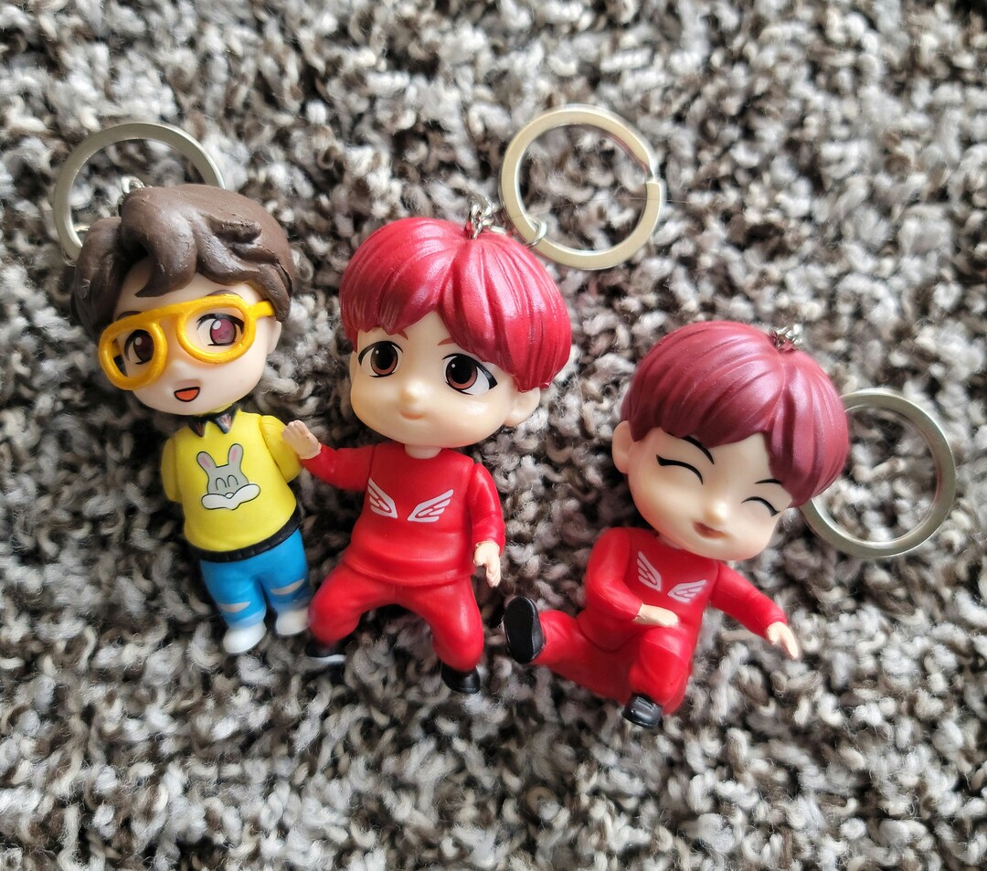 BTS Tiny Tan Keychains/ Figure Keychains/ BTS Figure Keychains/ Tiny Tan Keychains - Etsy