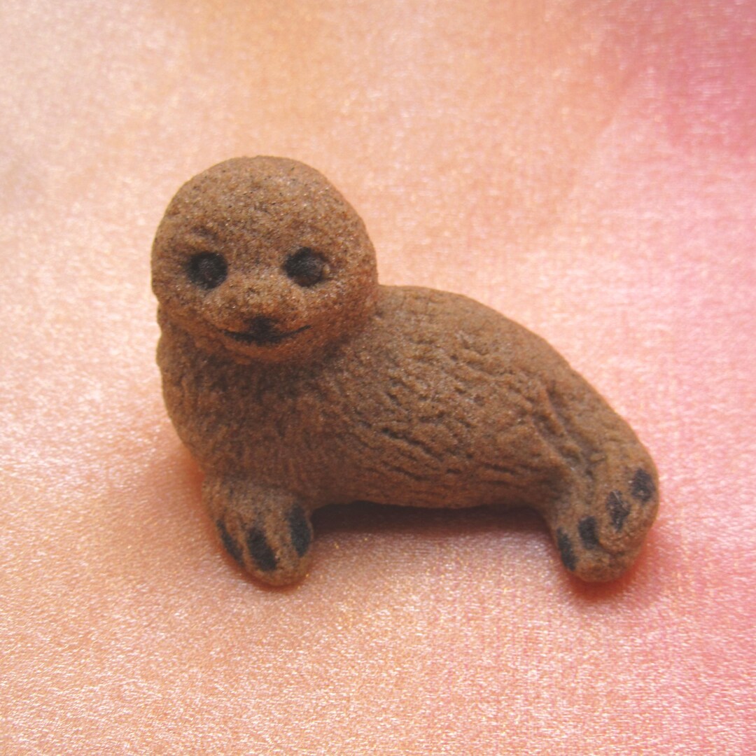Harp Seal, Sand Sculpture, Figurine Art Decor, Beige, Arctic Species ...