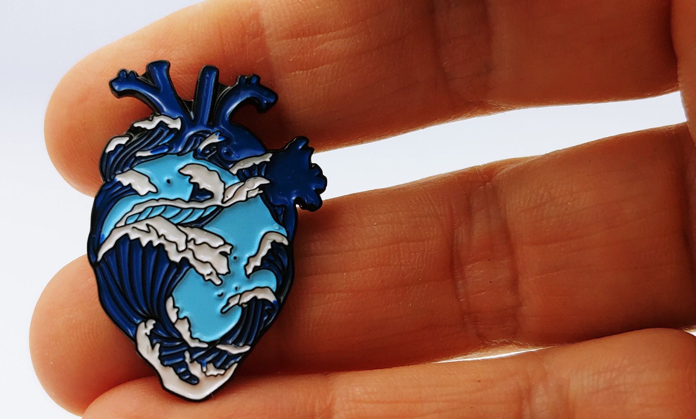 Ocean Anatomical Heart Enamel Pins/nature | Etsy