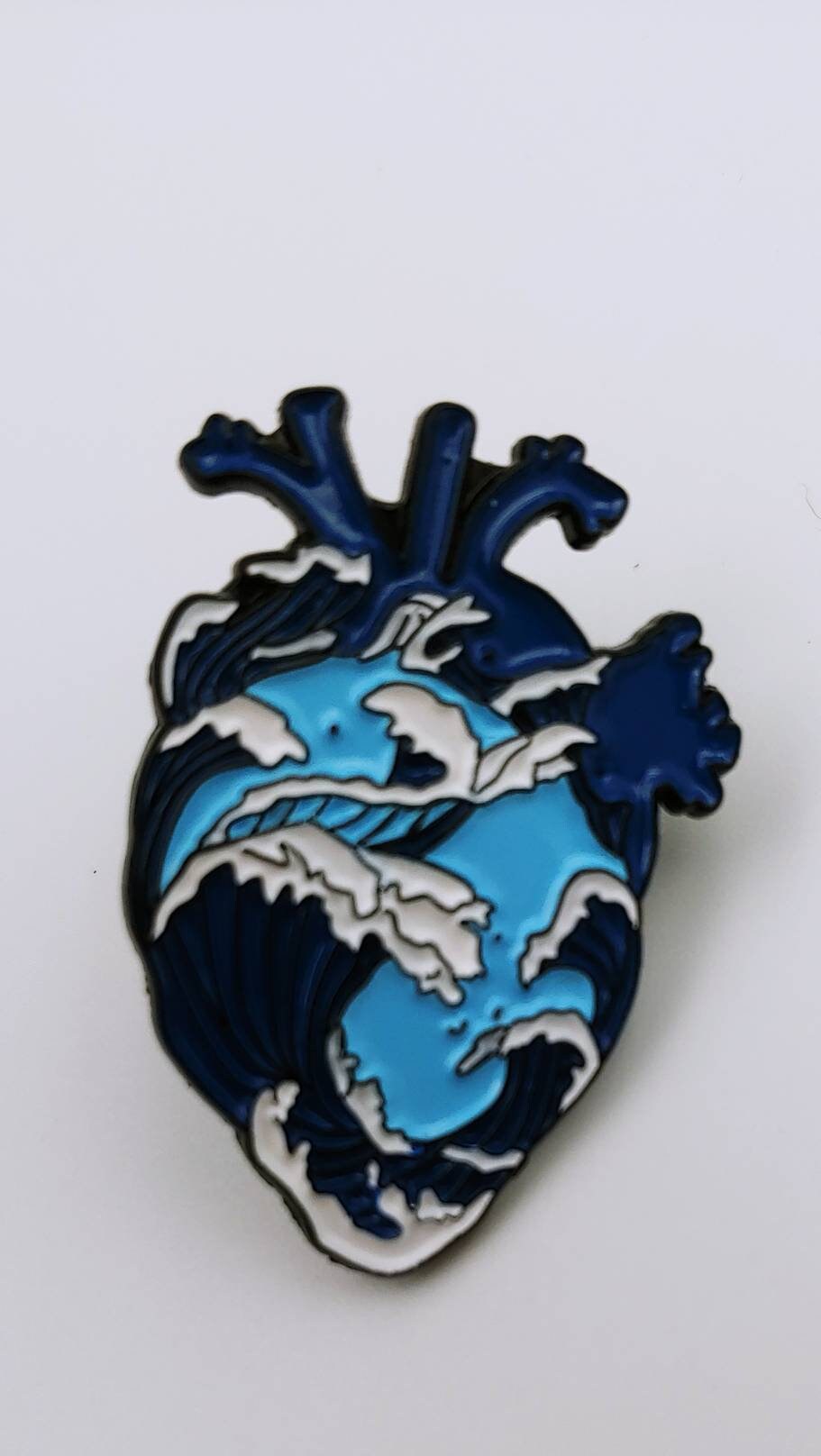 Ocean Anatomical Heart Enamel Pins/nature | Etsy