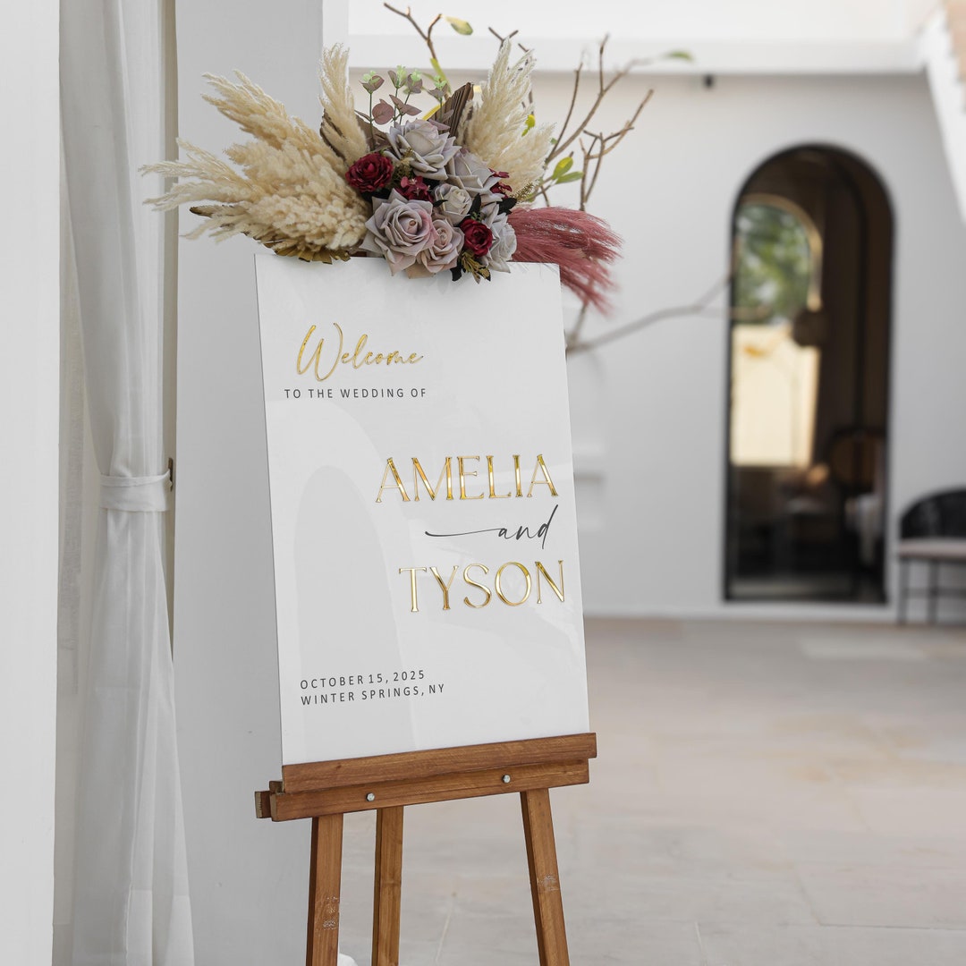 Acrylic Wedding Sign With 3D Mirror Gold Names, Ceremony Welcome Sign ...