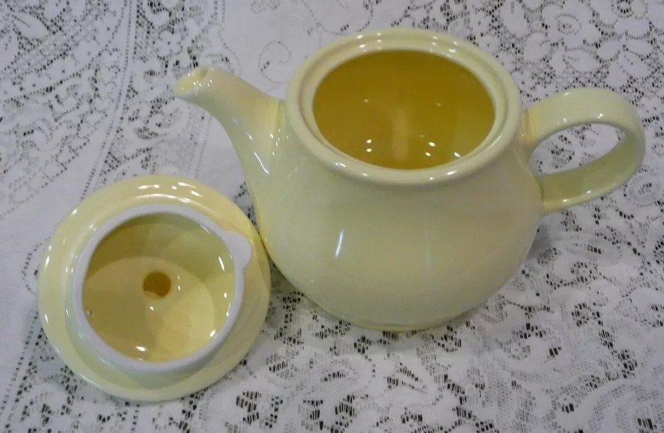 Vintage Omnibus Teapot Pale Yellow - Etsy