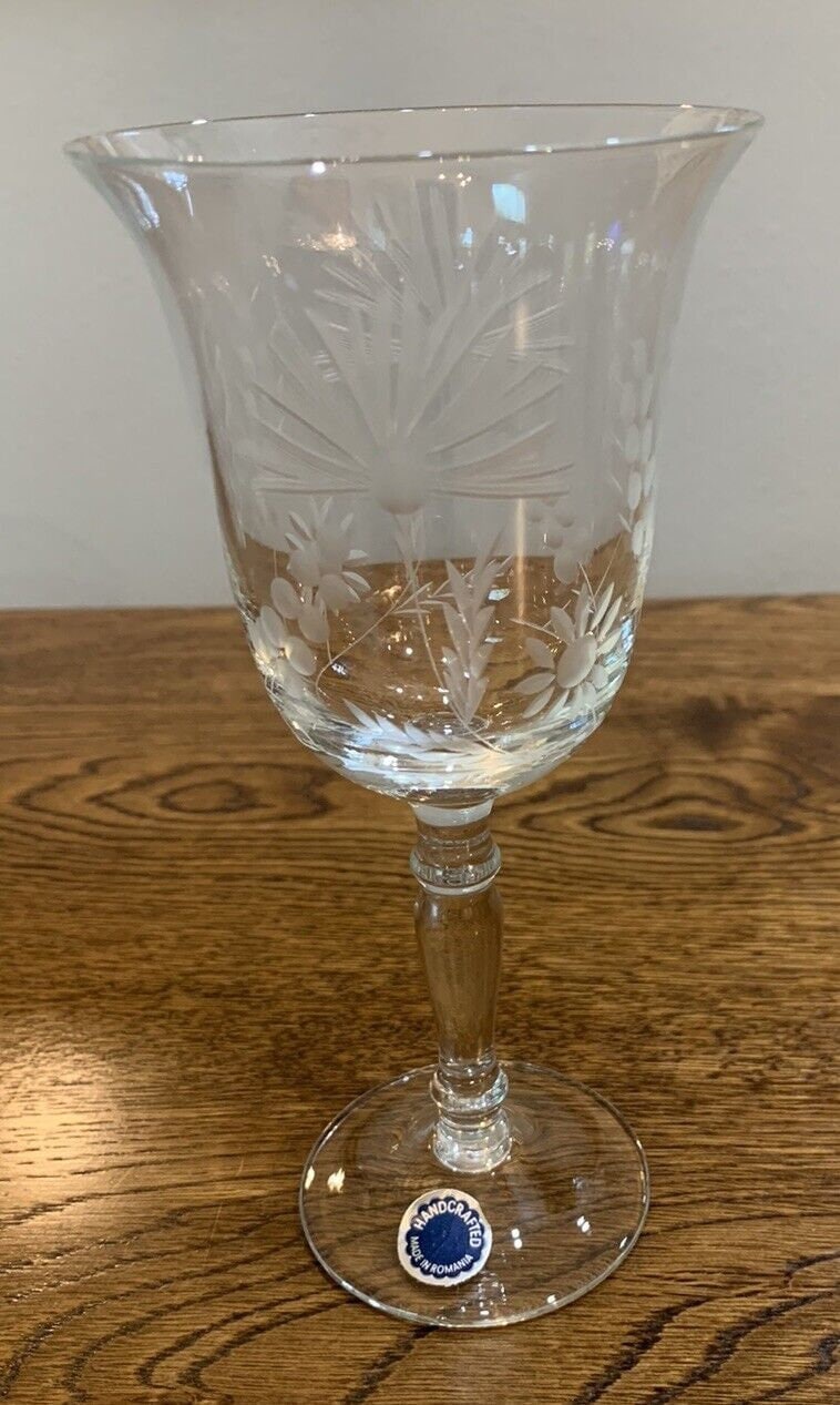 4 ROMANIA VINTAGE Crystal Etched Floral Wine Glasses and 1 Water Glass ...