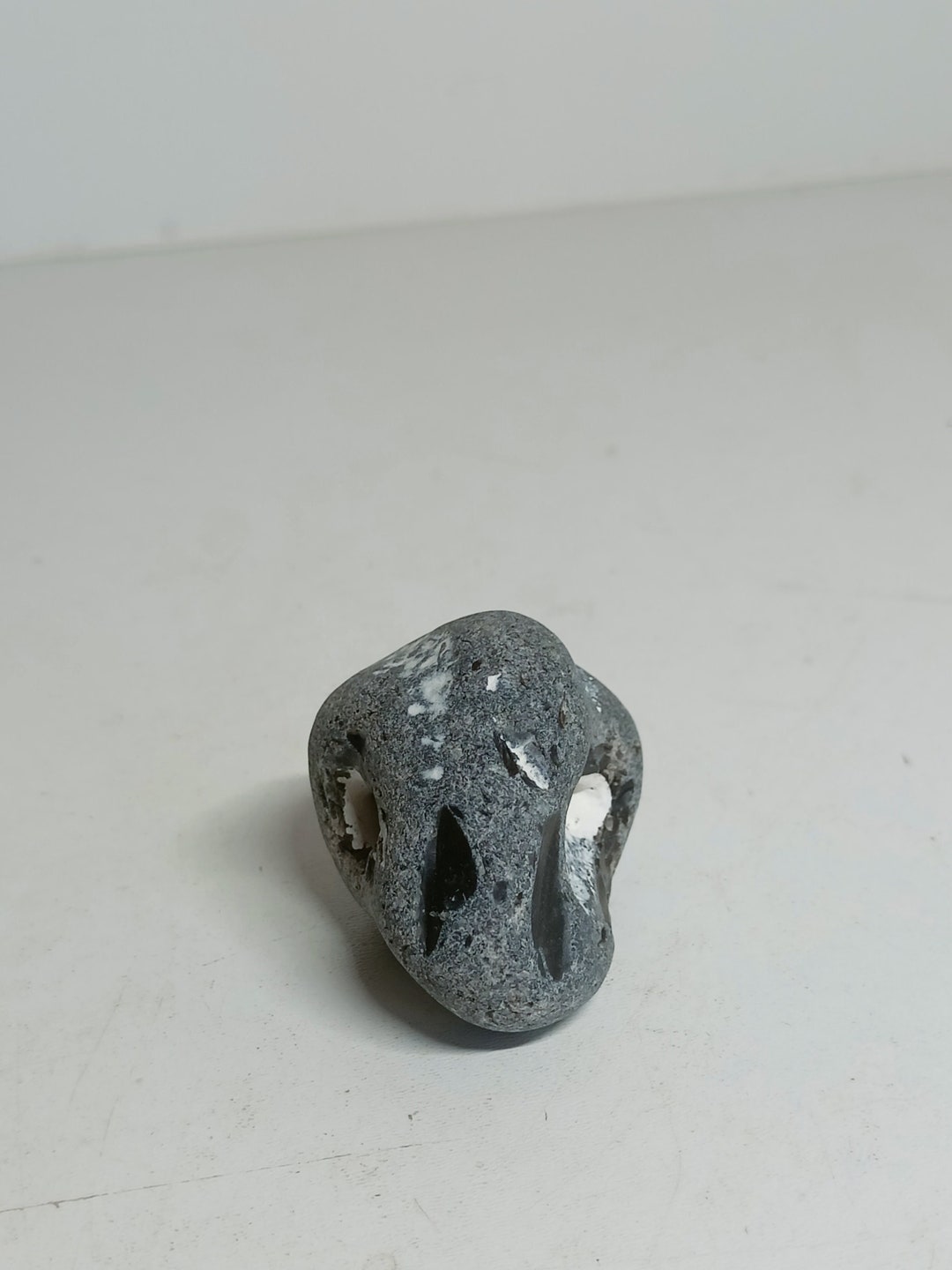 Flint Chicken God Hedgestone Witch Stone Protection Stone Chalk ...