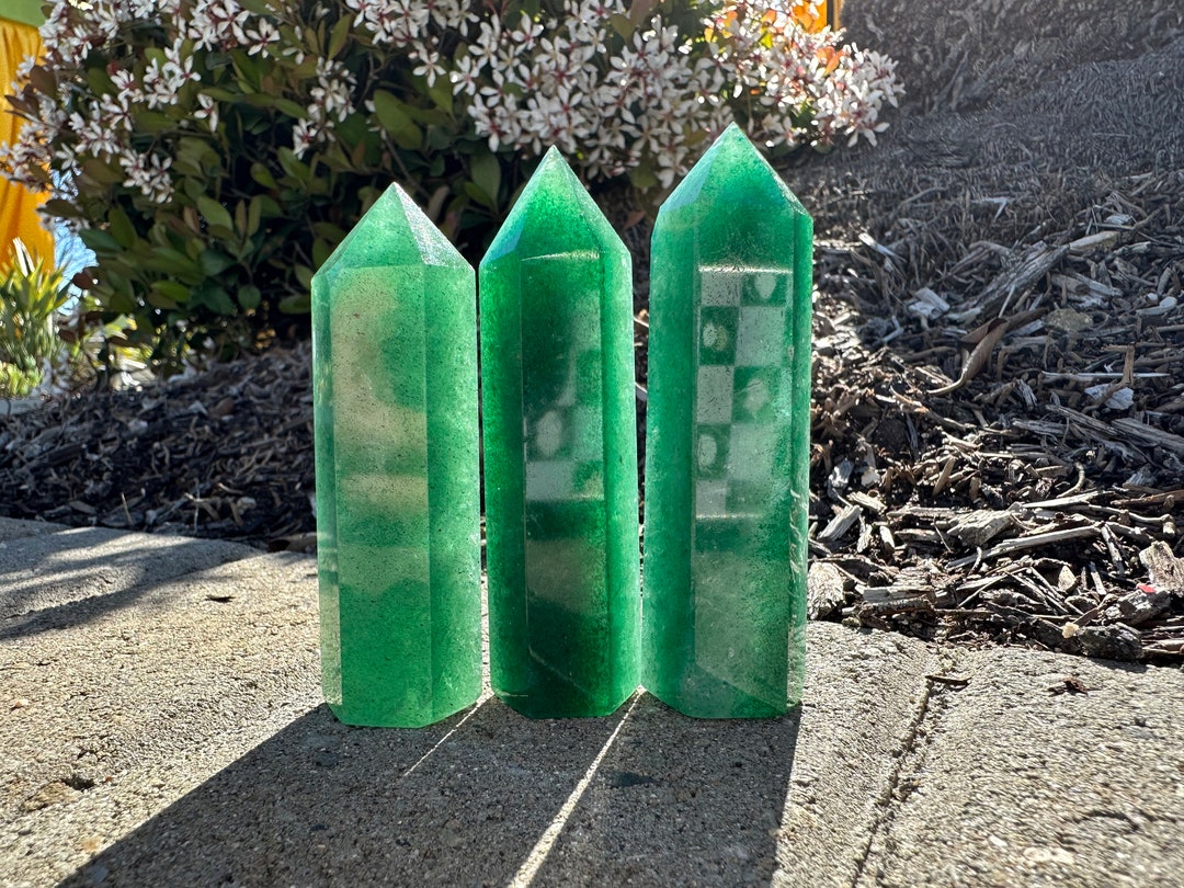 Green Strawberry Quartz Tower: Natural Healing Crystal Wand - Etsy