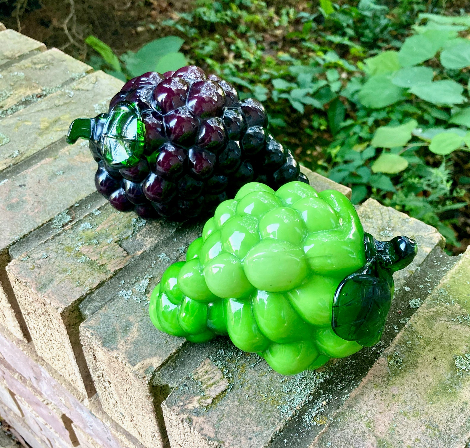 Vintage Glass Grape Clusters, Green and Purple Art Glass Fruit W ...