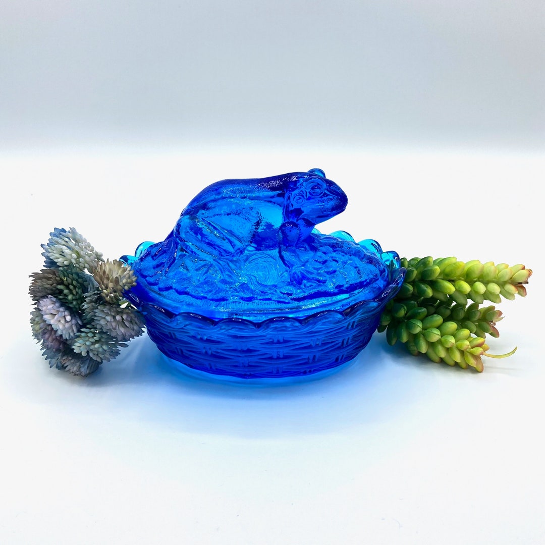 RARE Glass Frog on Nest Bright Blue, Fenton for LG Wright Vintage Candy ...