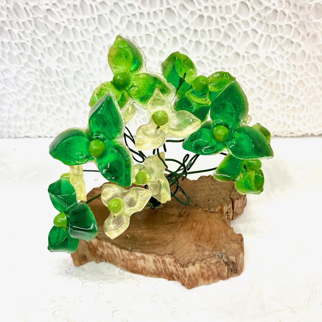 Vintage Green Lucite Ivy Wild Flower Sculpture on Wood by Colorflo ...