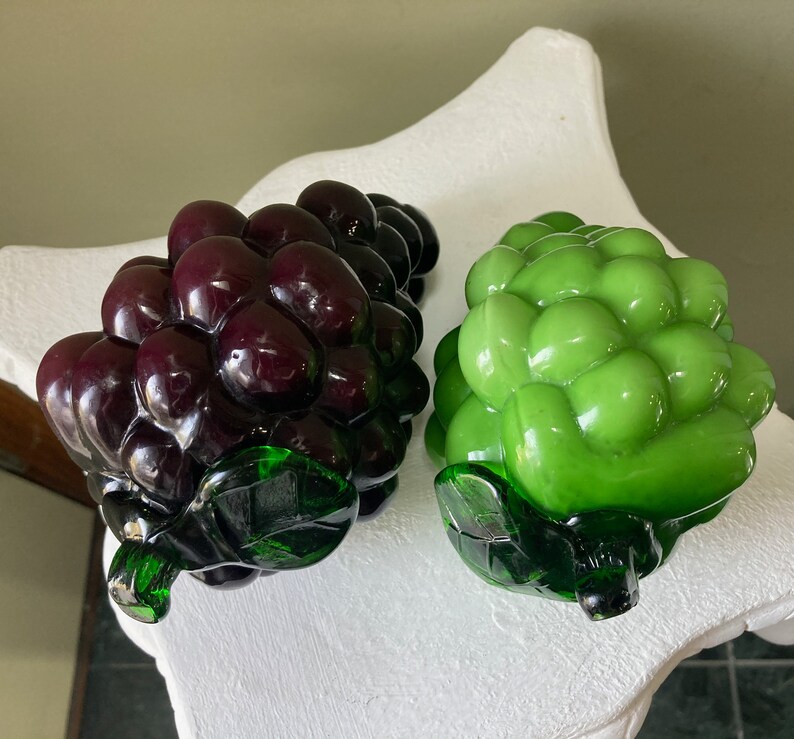 Vintage Glass Grape Clusters Green and Purple Art Glass Fruit - Etsy
