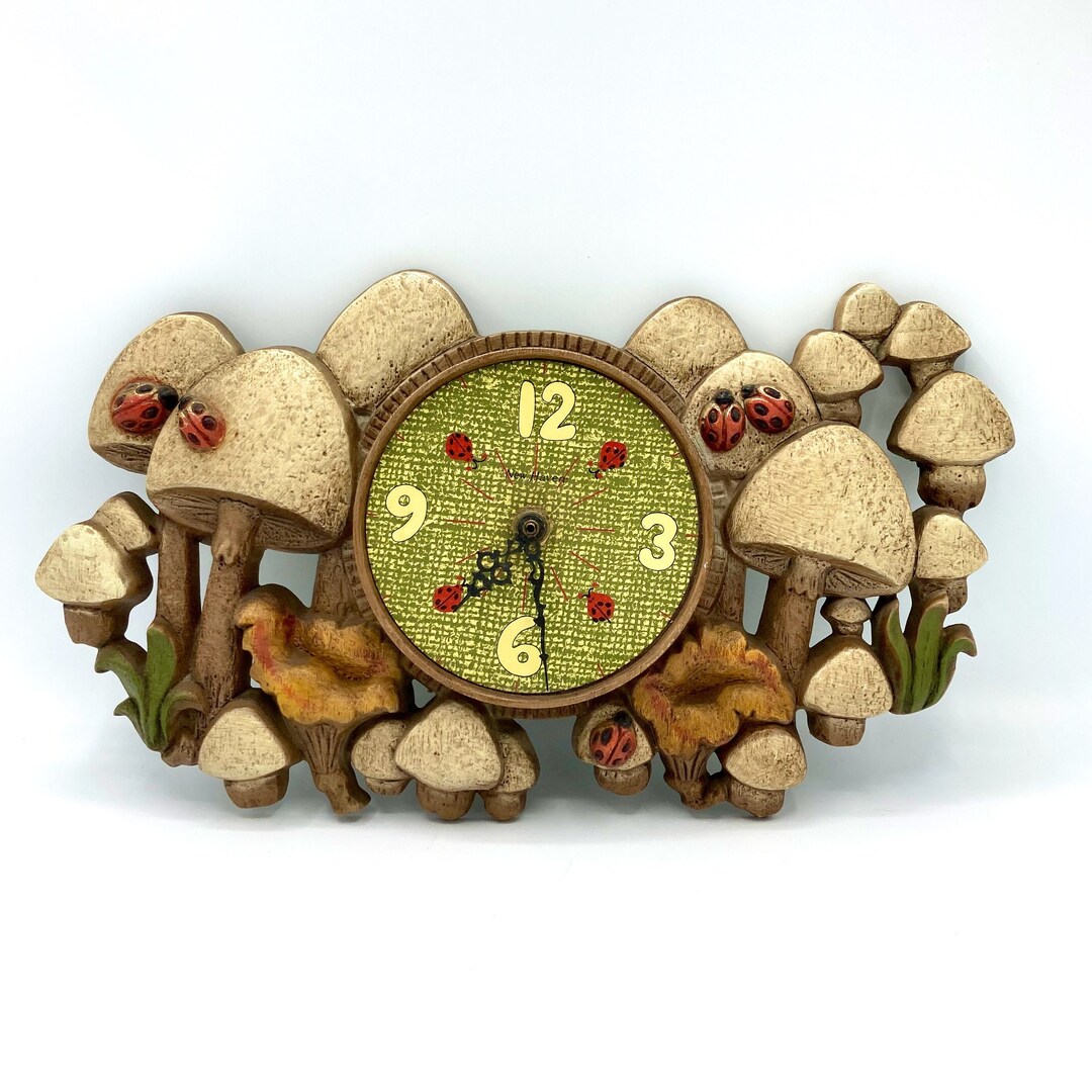 Vintage Mushroom Lady Bug Clock by New Haven, 1970's Groovy Wall Decor ...