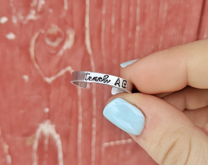 Customizable Cow Tag Necklace medium - Etsy