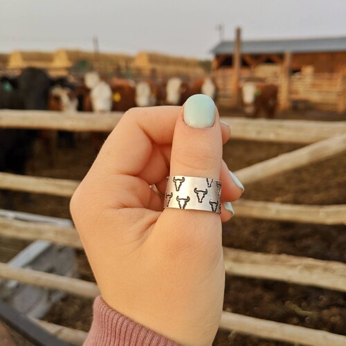 Bull Skull Ring Country & Western Style - Etsy