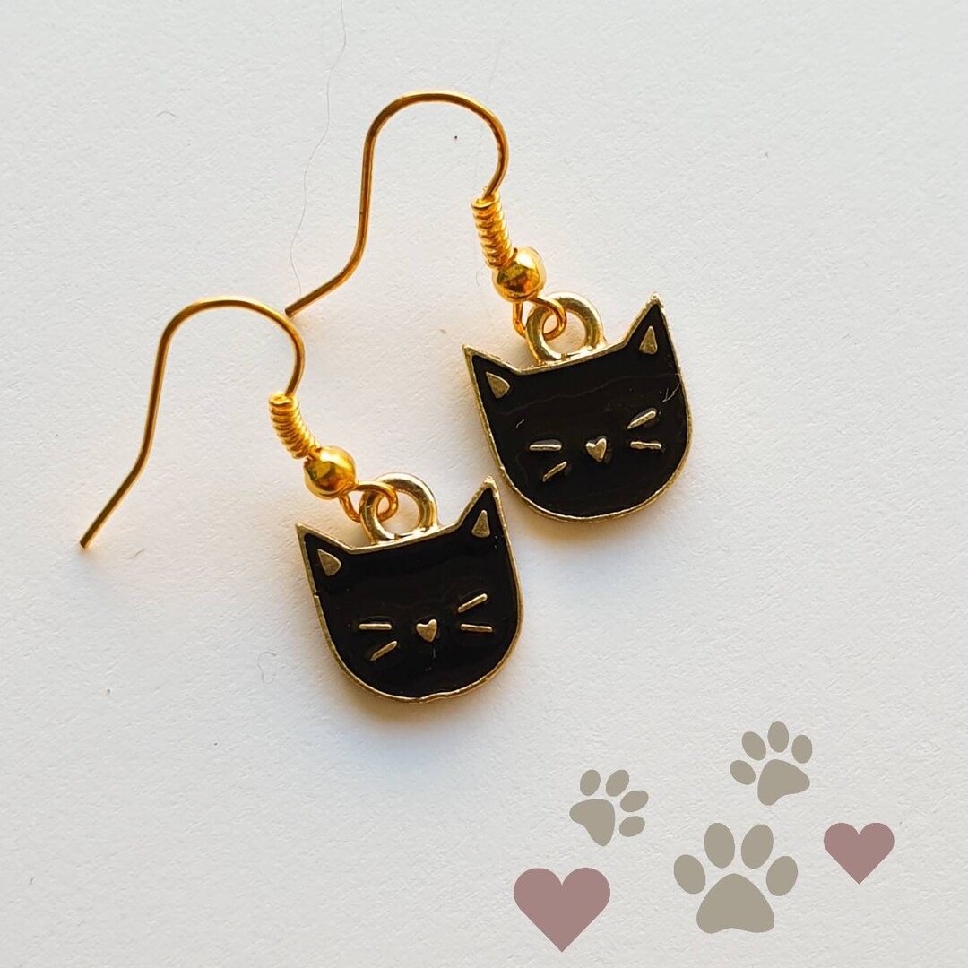 Merlin Black Cat Face With Heart Nose Charm Earrings for Pierced Ears ...