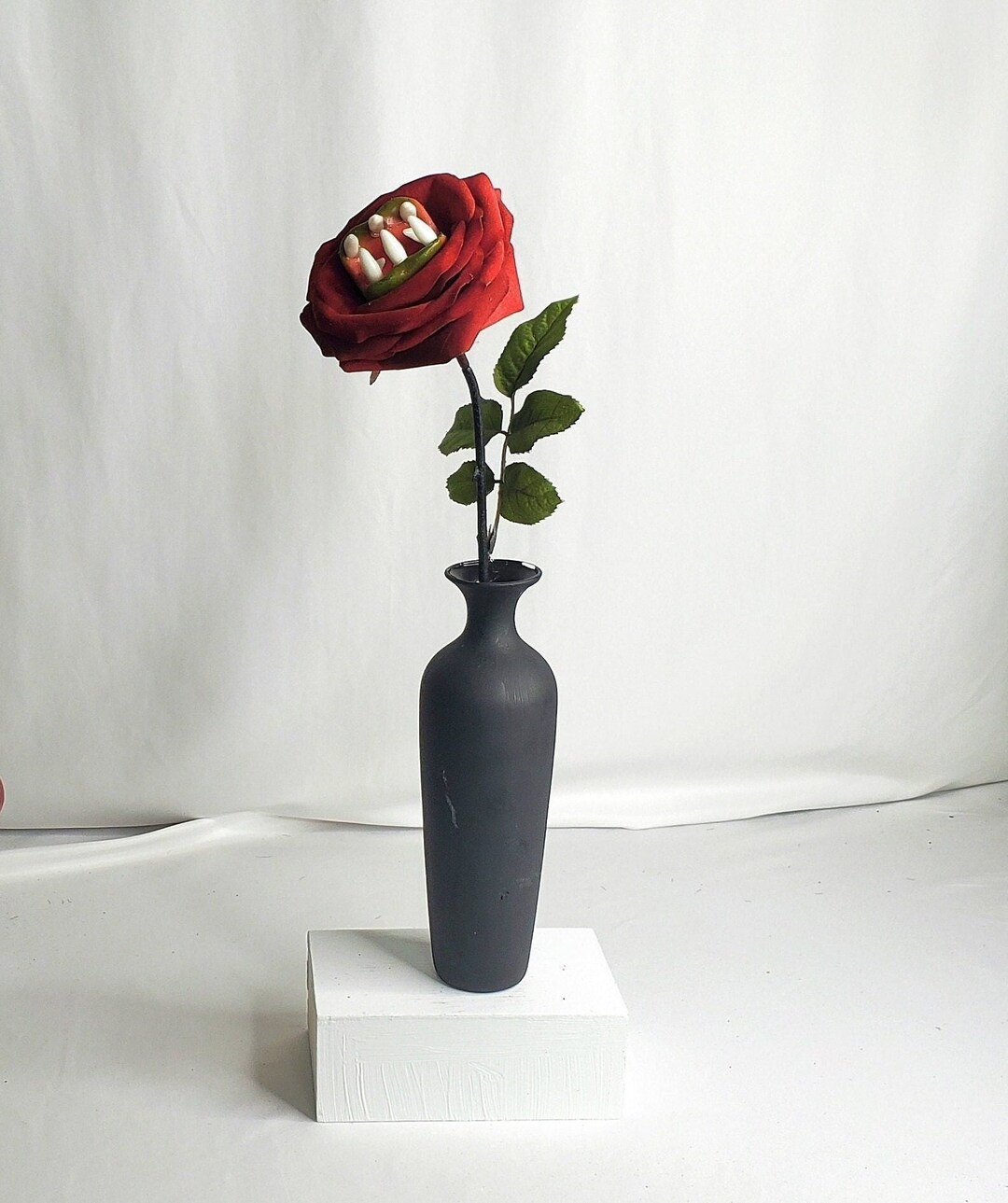 Scary Red Rose With Teeth in Back Painted Glass Vase - Etsy