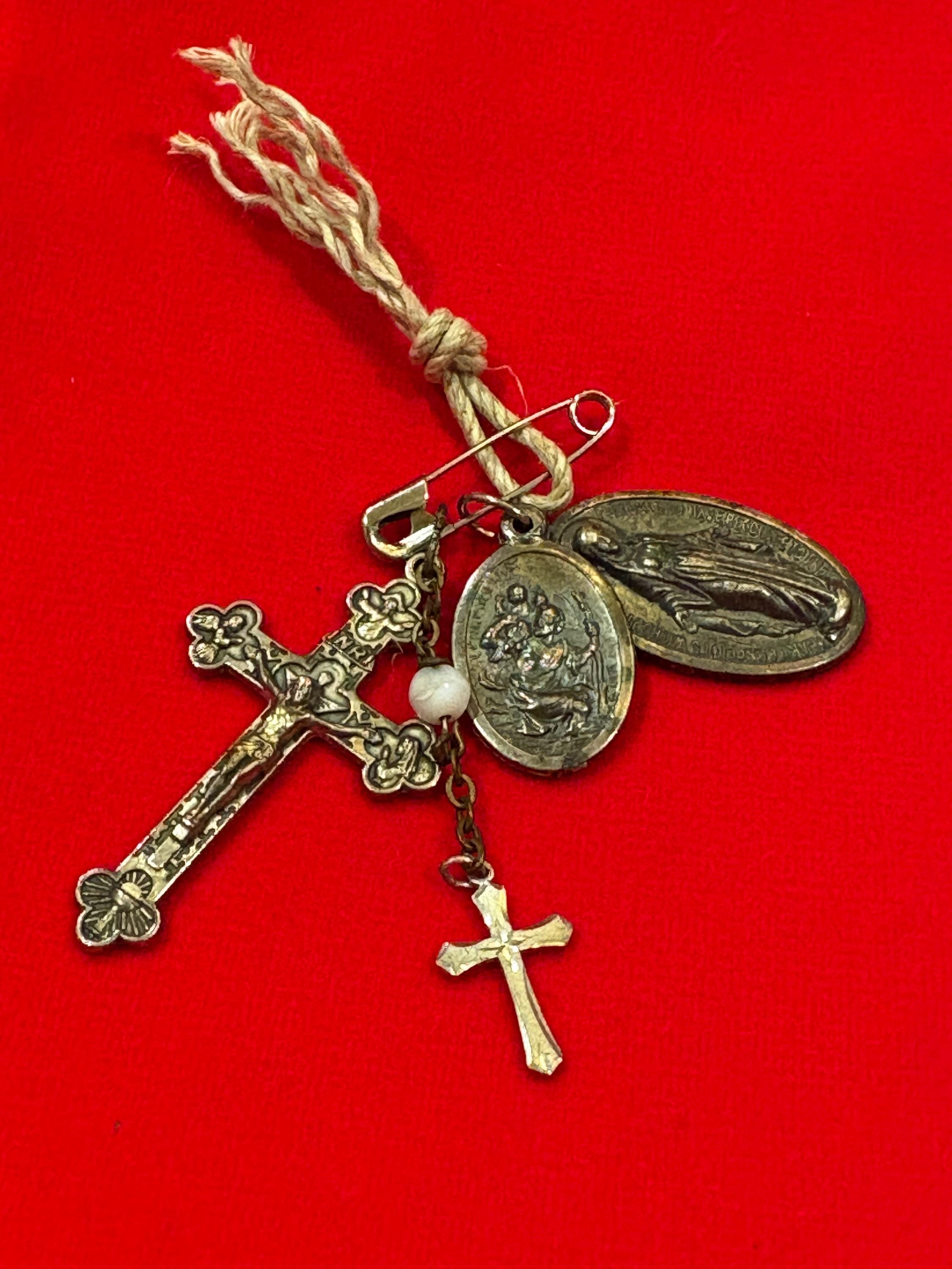 Vintage Devotional Church Medals Crucifix Catholic Collectable - Etsy