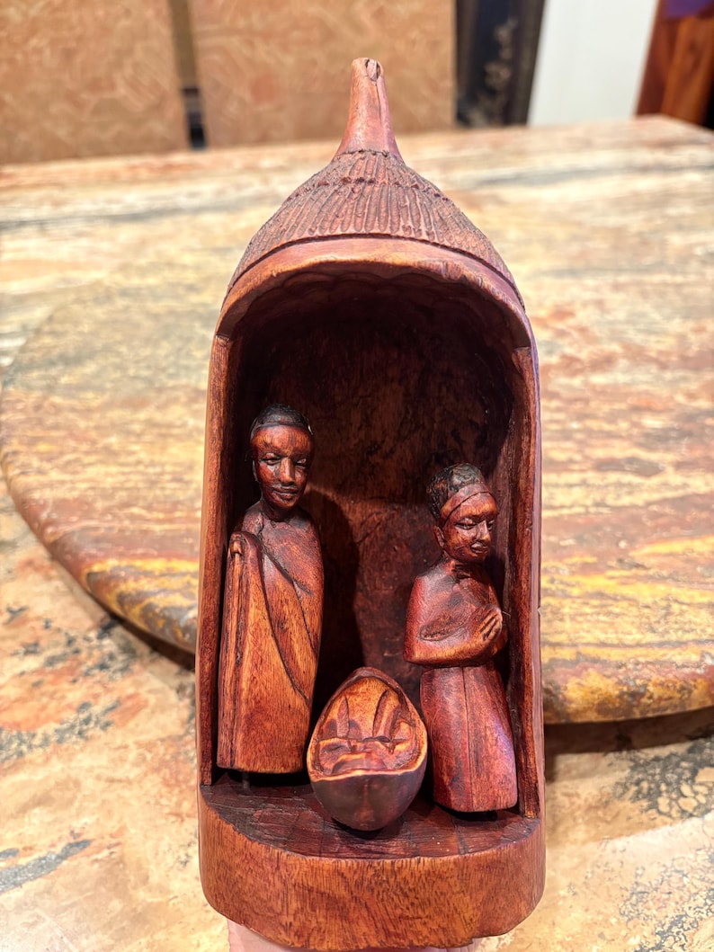 Vintage Africa Hand Carved Wood Rewanda Hut Nativety Holy Famy ...