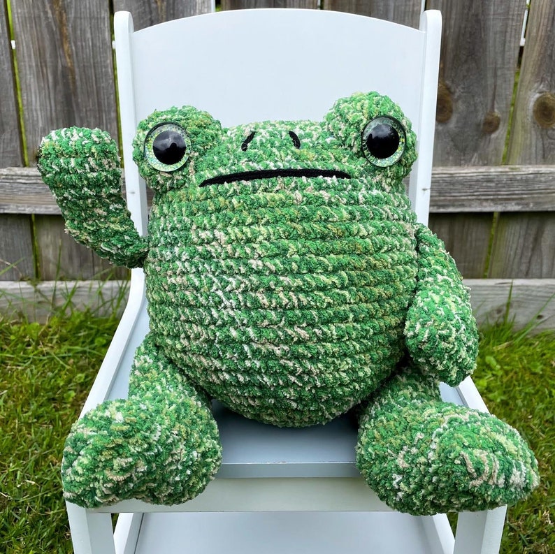 PDF Download Jeremiah the Bullfrog Crochet Pattern - Etsy