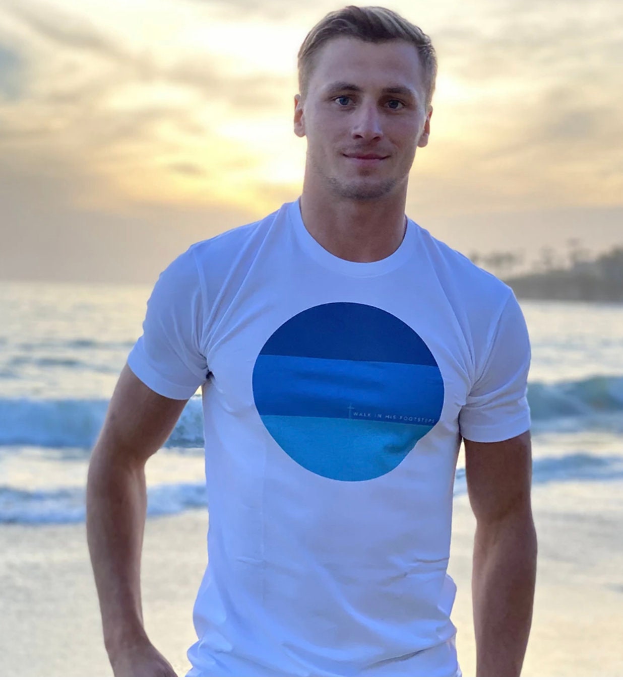 Walk in His Footsteps. Sunset Colorblock Tee 2 Colors. - Etsy