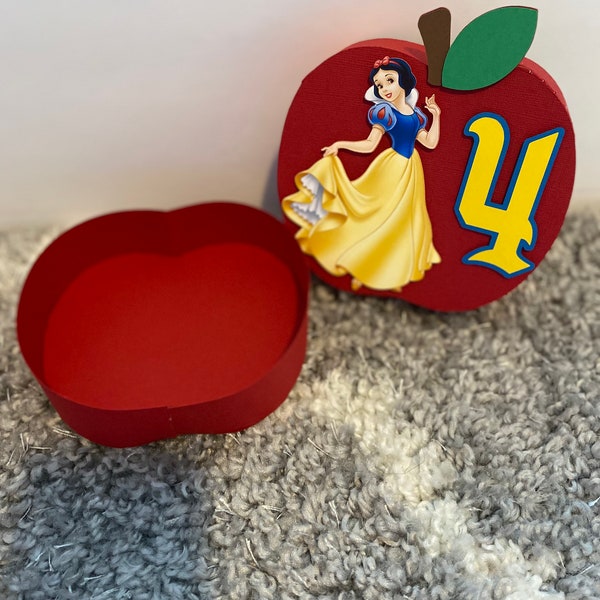 Snow White Favors - Etsy