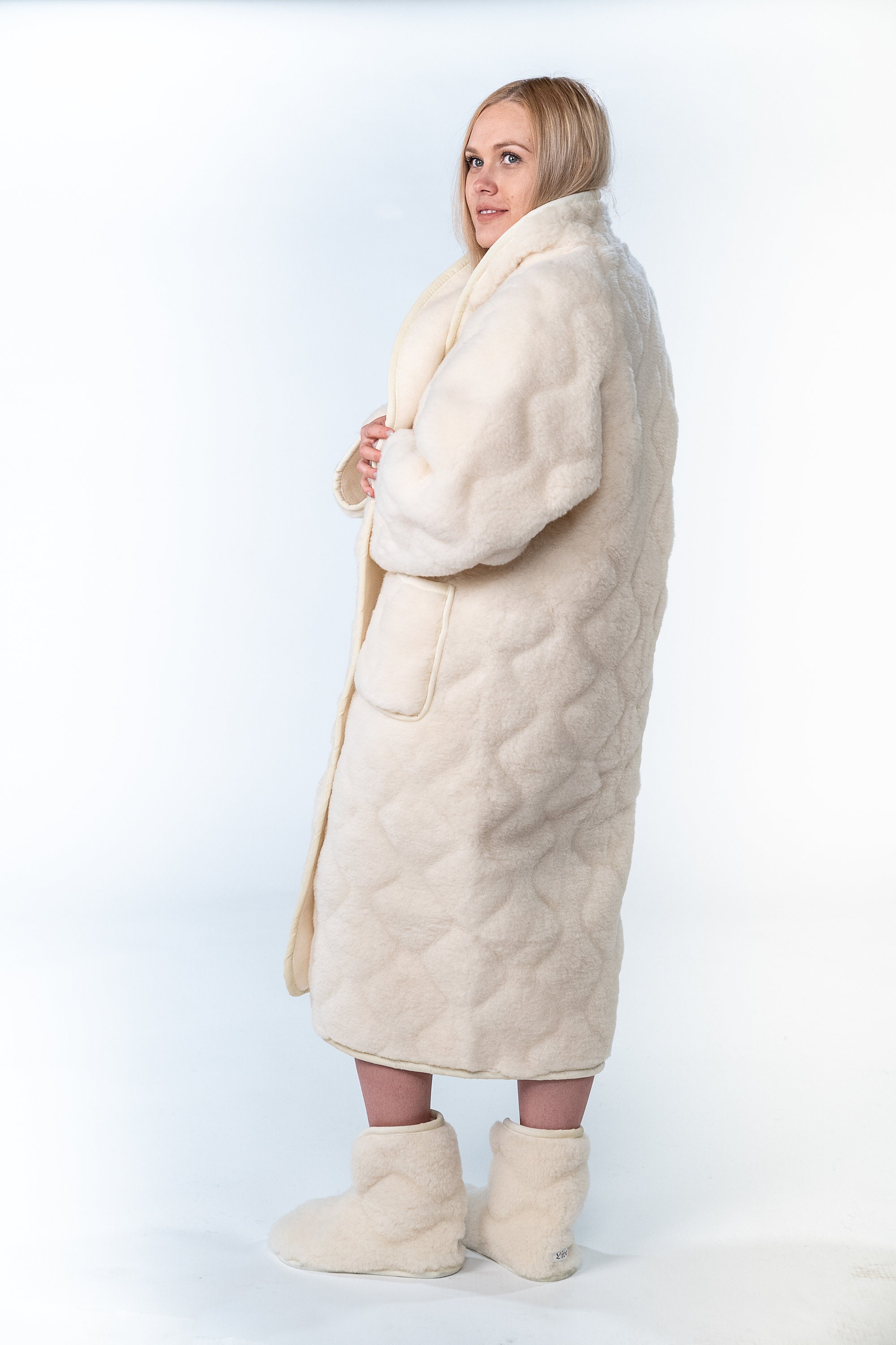 Wool Robe/ Unisex Soft Merino Wool Robe / Merino Wool Morning Dress - Etsy