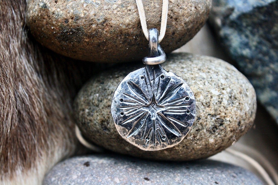 Frozen 2 inspired Elsa Symbol Pendant | Etsy