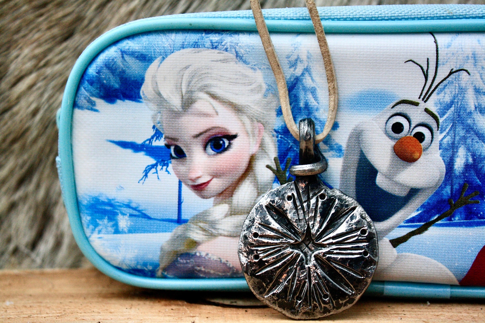 Frozen 2 inspired Elsa Symbol Pendant | Etsy