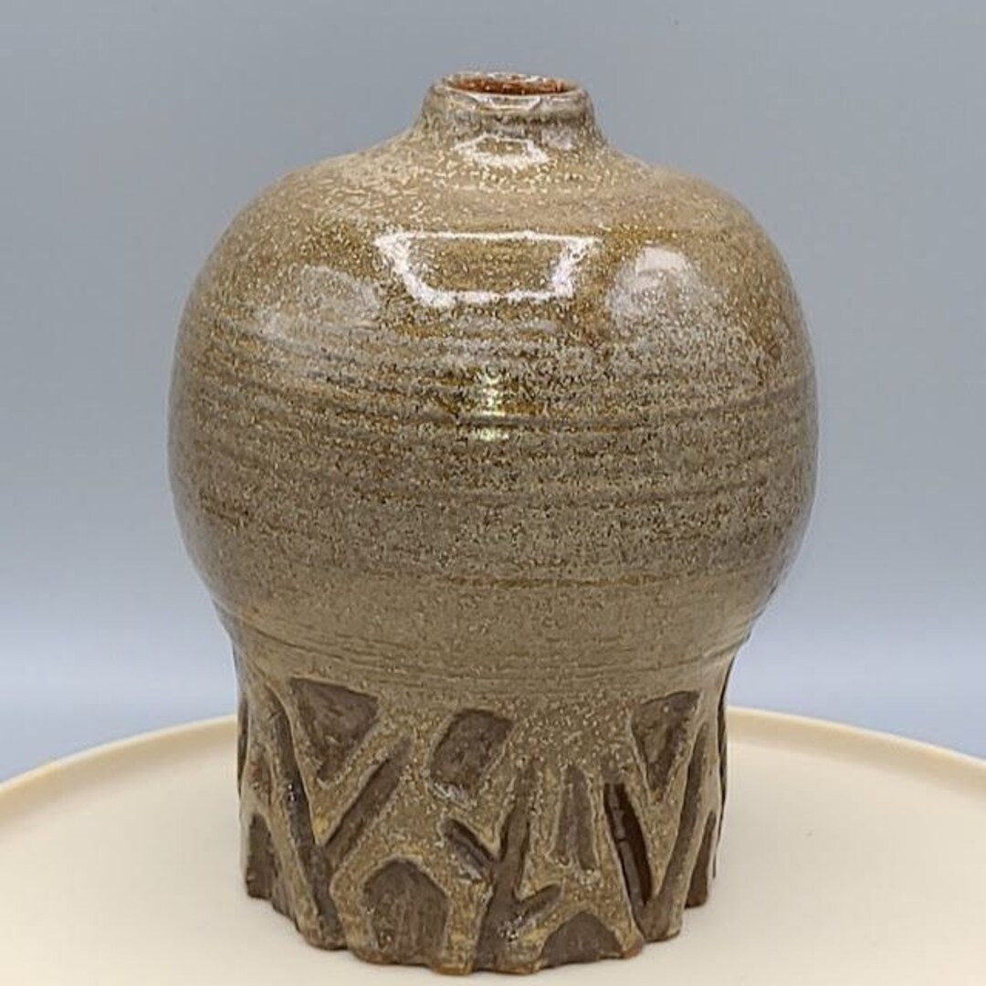 Vintage 1976 Studio Pottery Marked "larry" - Etsy