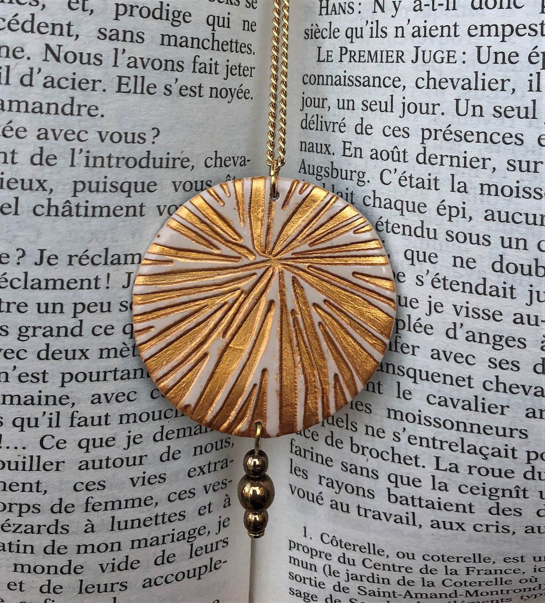Long Necklace rayon Round Pendant Sand and Gold Large Model Long Chain ...