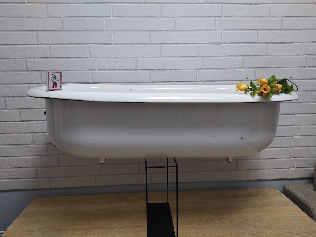 Vtg Enamel Bathtub/white Baby Bath Tub/laundry Basin/garden Planter ...