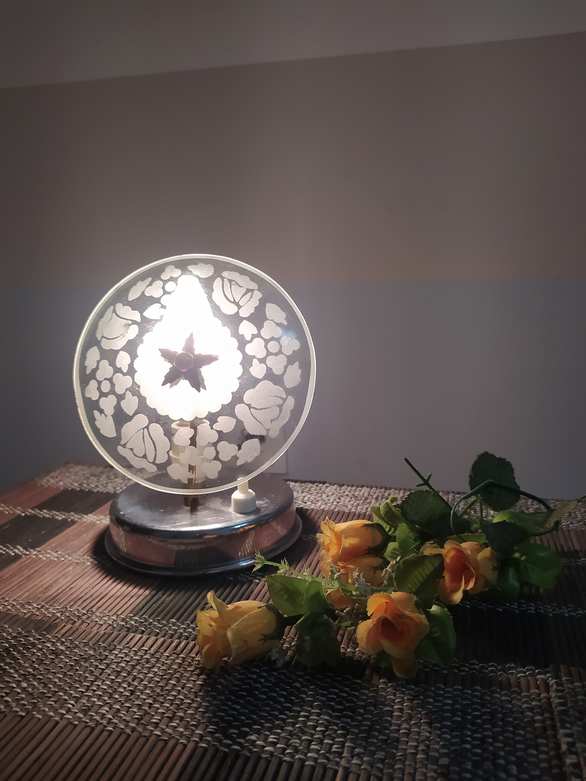 Midcentury Elios Etched Glass Disc Night Light/italian Design - Etsy